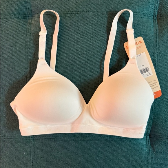 Warner's | Intimates & Sleepwear | Nwts Warners Lughtly Lined White ...